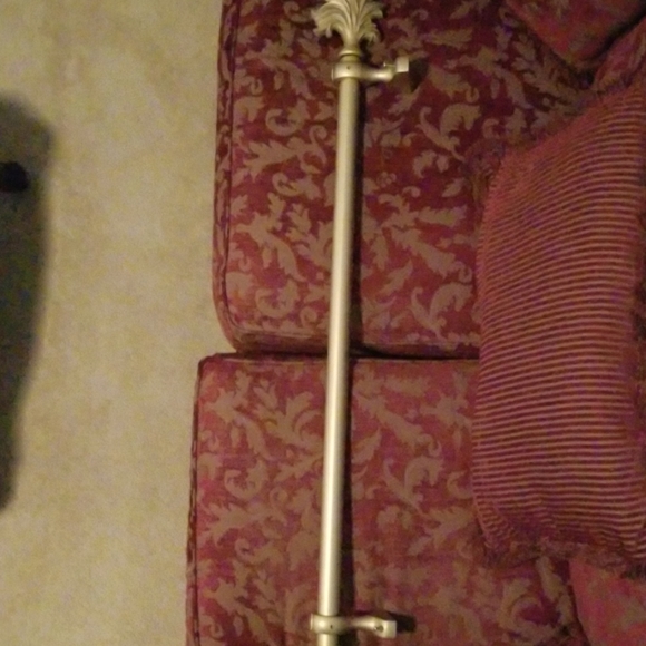 Accents | Elegant Gold Leaf Curtain Rod | Poshmark